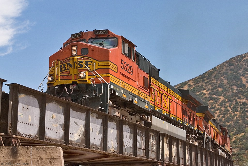 BNSF 5329